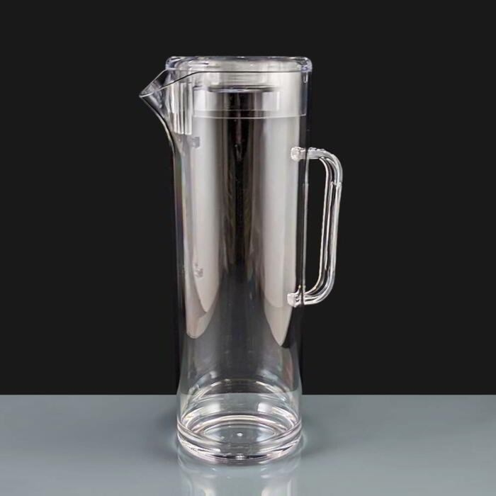 Unbreakable Clear Plastic 3 Pint Pitcher and Lid