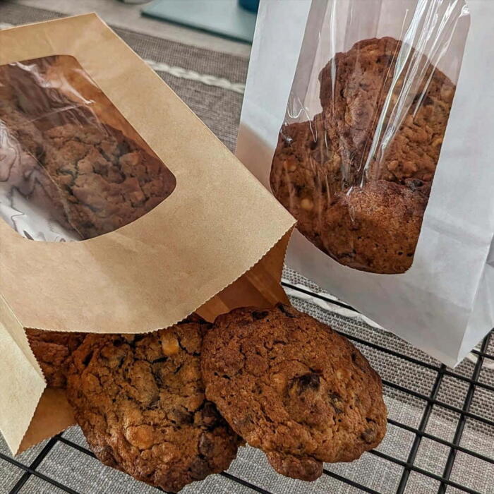 Brown Deli Windowed Deli Paper Grab Bag