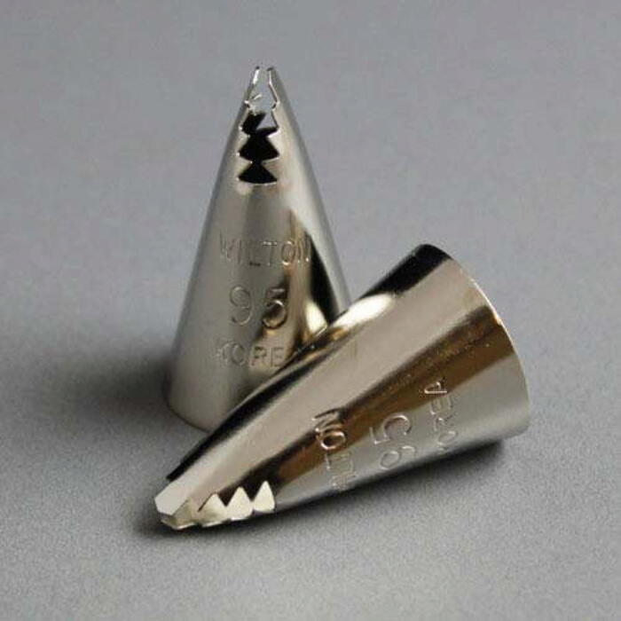 Wilton Number 95 Speciality Decorating / Icing Tip